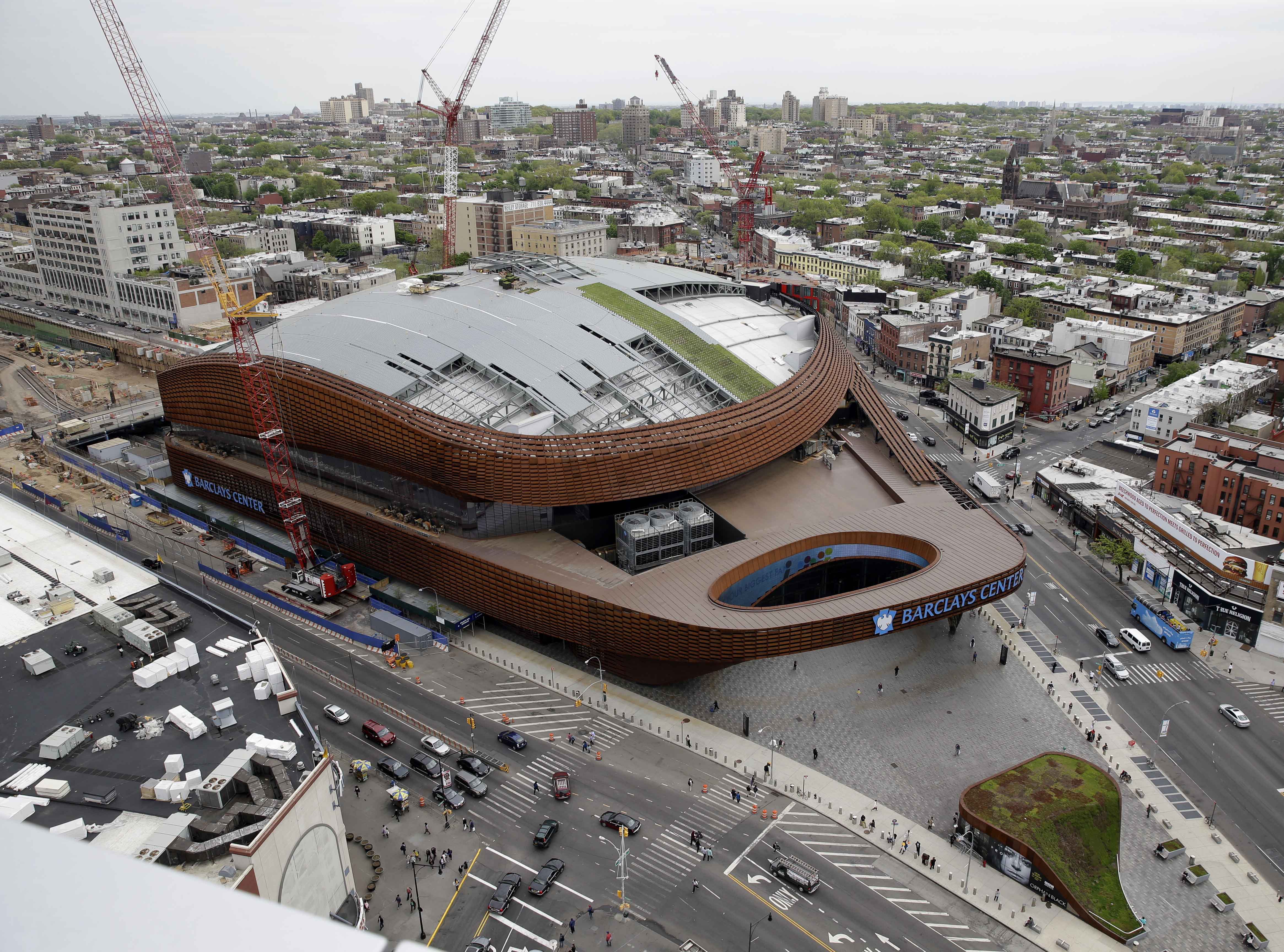 Sports Arena Green Roof | Steel Institute of New York